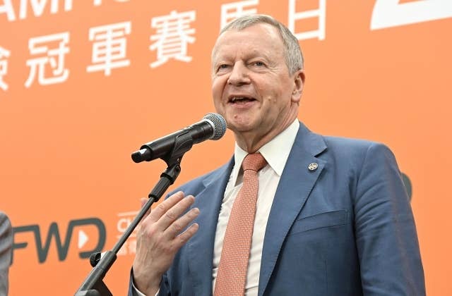 日本との連携が海外馬券発売の礎に…香港ジョッキークラブCEOブレスゲス氏に旭日中綬章 | JRA-VAN World - 海外競馬情報サイト